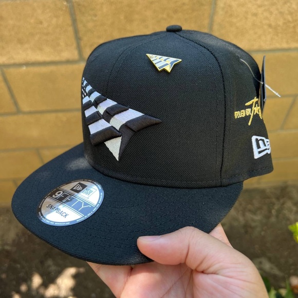 New Era | Accessories | Paper Planes X Lox Hat 3th Anniversary Roc ...